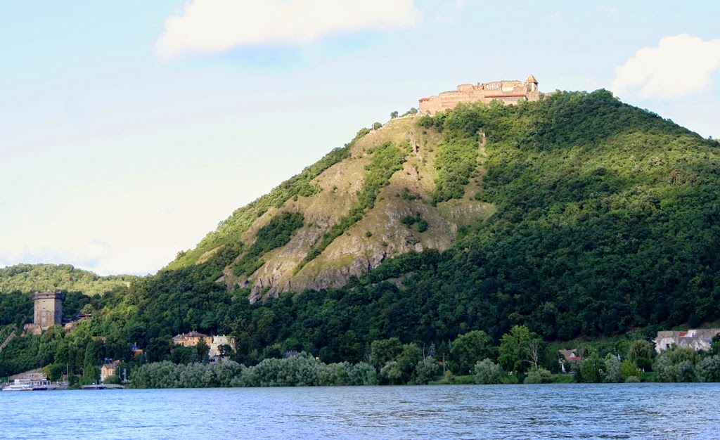Medieval Hungary: architecture