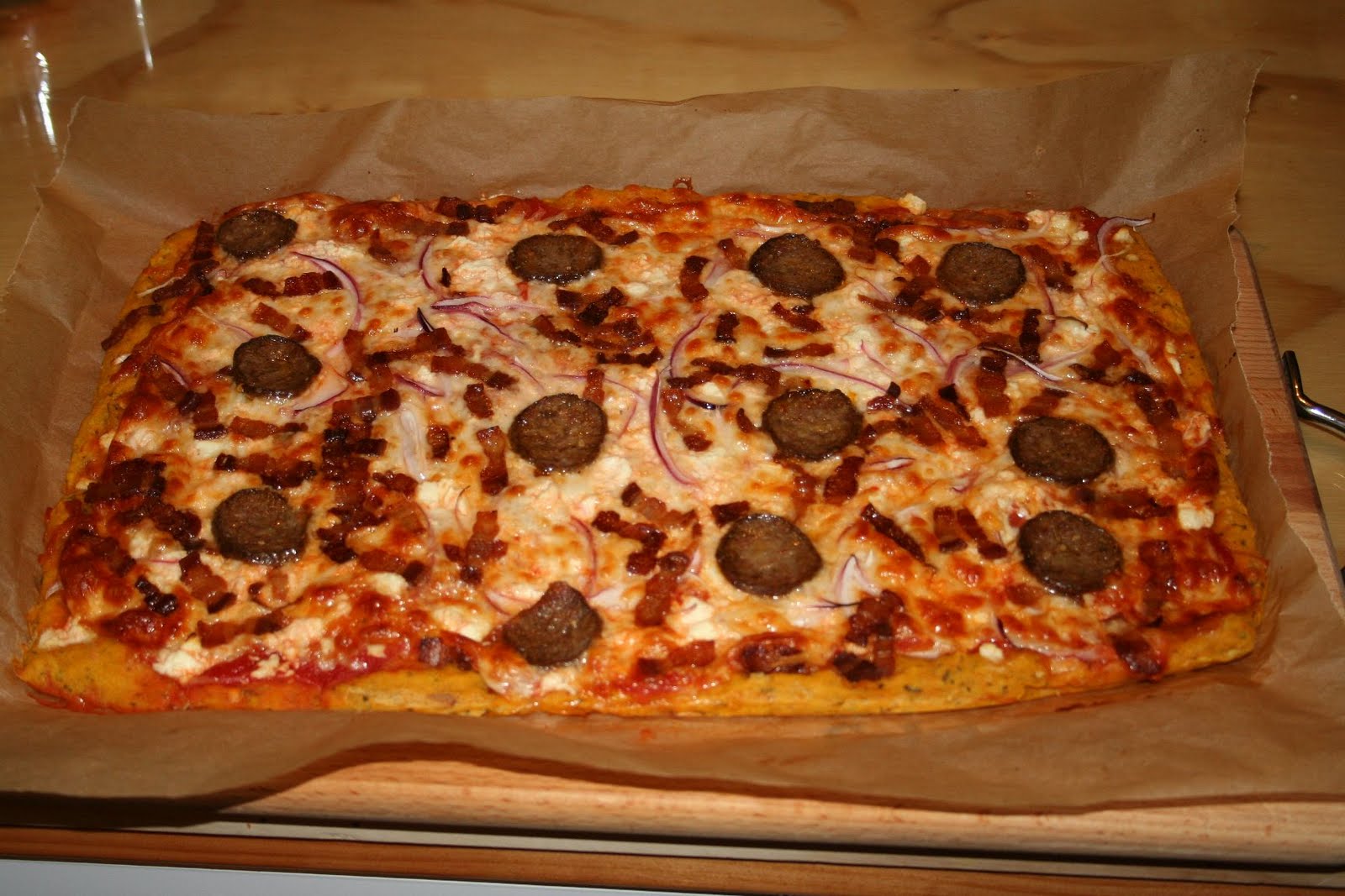 dragonfly in the kitchen: Sweet Potato Pizza Crust