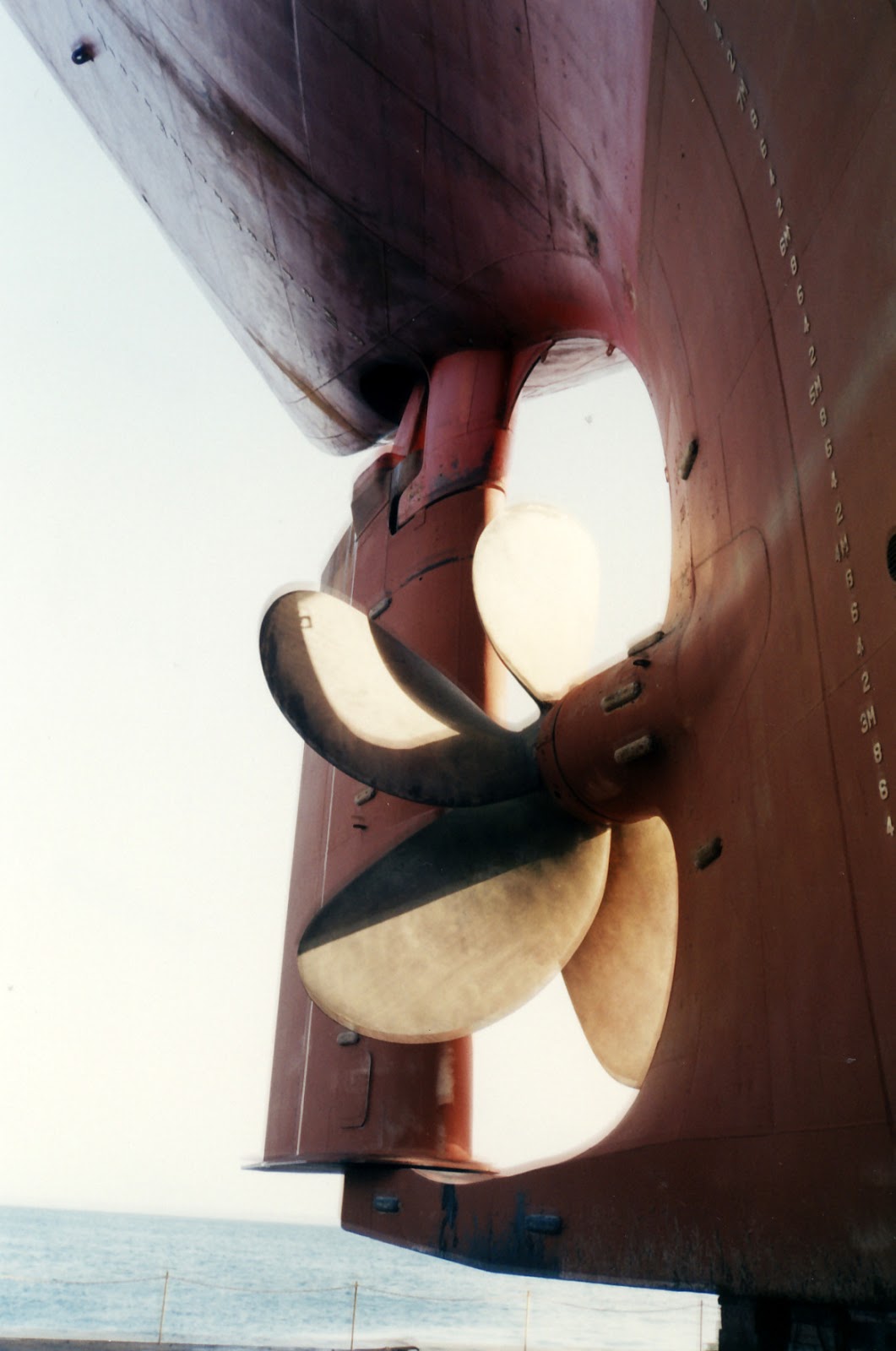 'ZIEN EN WETEN': SUNETTA.M.S. SHELL TANKERS B.V. ( DEEL 6/1 )