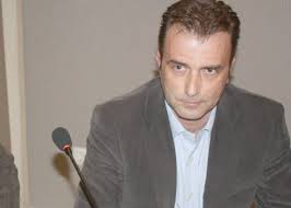 AΝΕΞΑΡΤΗΤΟΣ-ΔΙΠΛΩΜΑΤΙΚΟΣ ΠΑΡΑΤΗΡΗΤΗΣ: ΞΕΠΟΥΛΑΝΕ ΣΤΟΥΣ ΔΑΝΕΙΣΤΕΣ ΤΗΝ ...