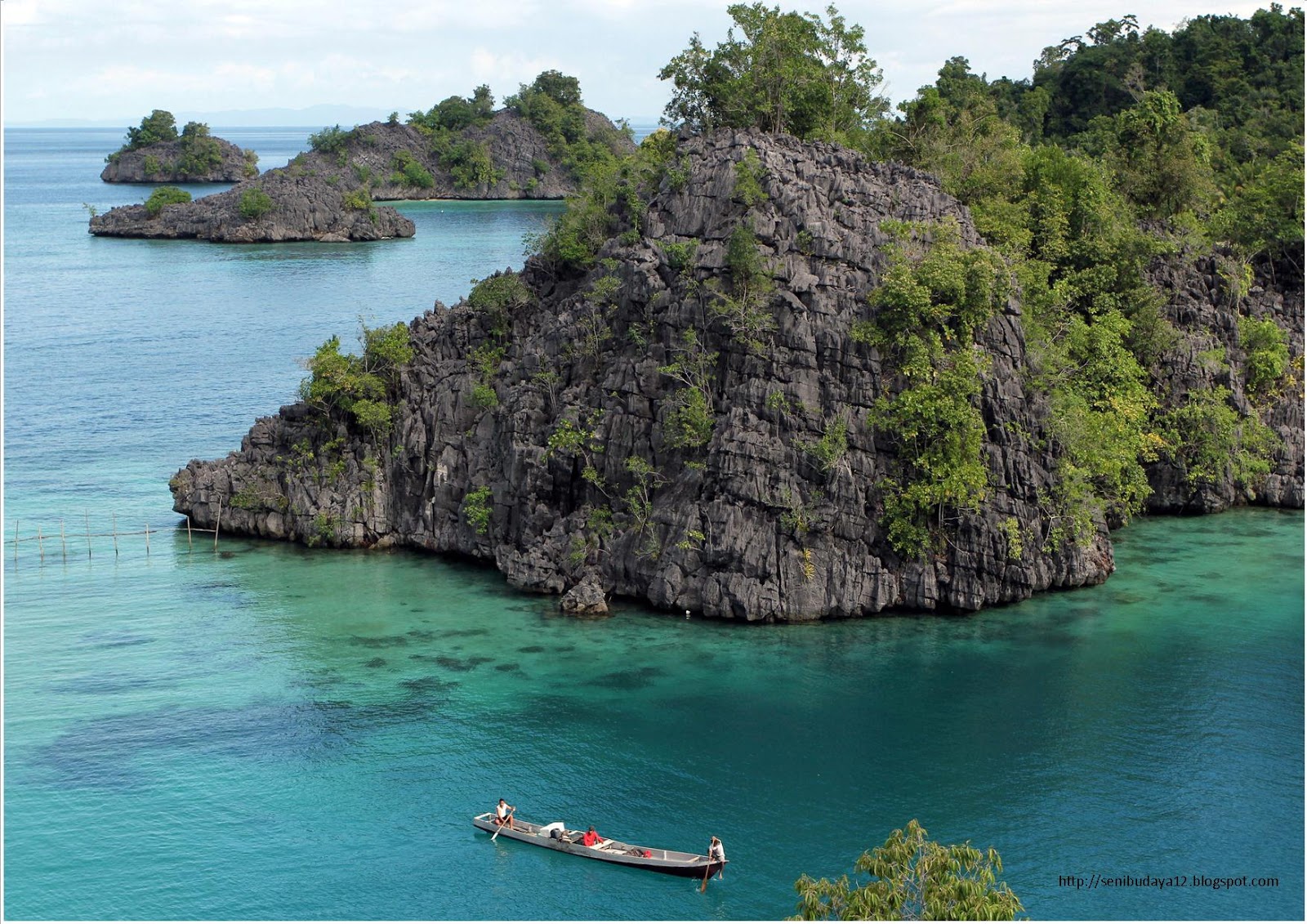 34 Tempat Wisata Indah Dan Asri Di Daerah