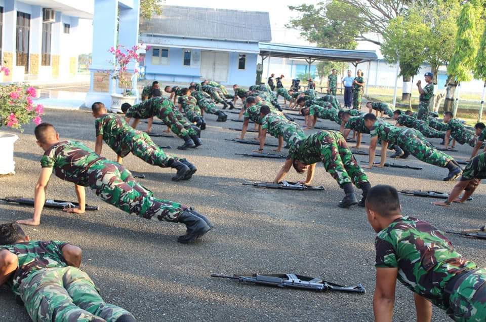 Media Padjajaran Nusantara Indonesia: SENAM SENJATA DAN BINSIK LARI ...