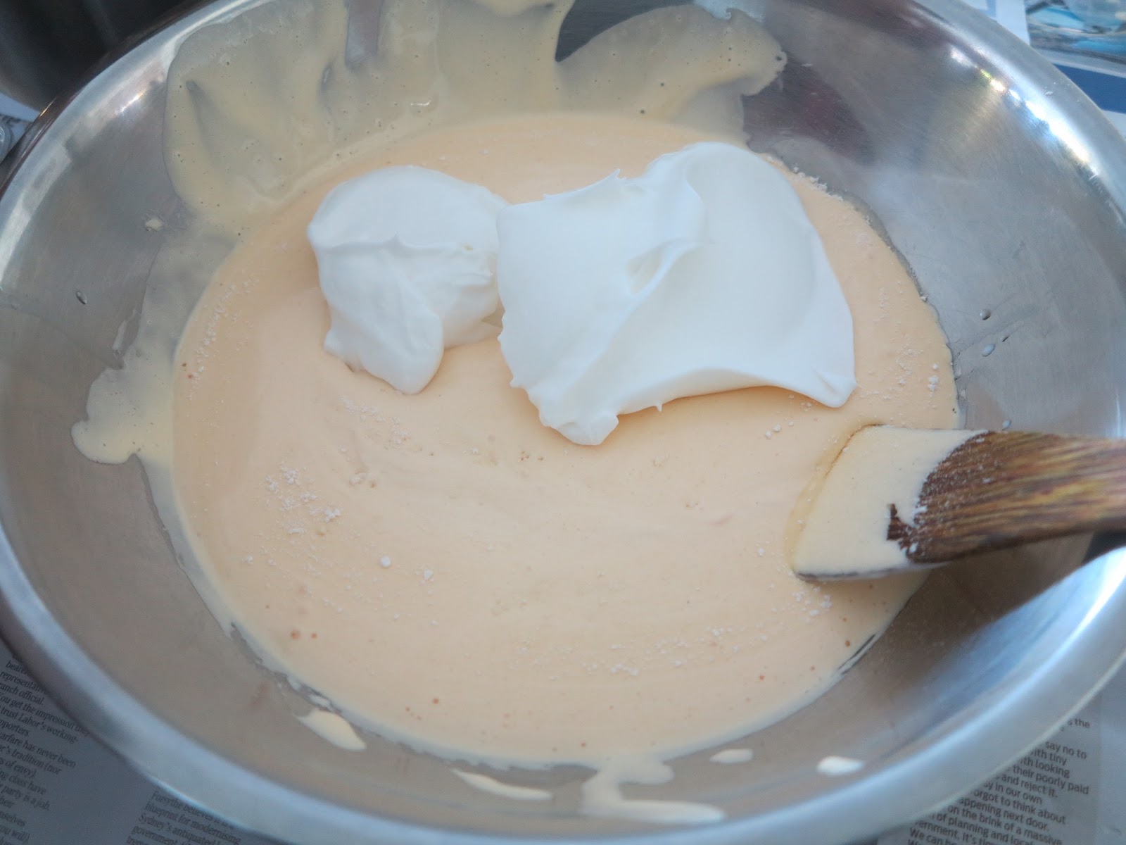 Nibble Nation: How to: Banh Bong Lan (Vanilla Sponge Cake)