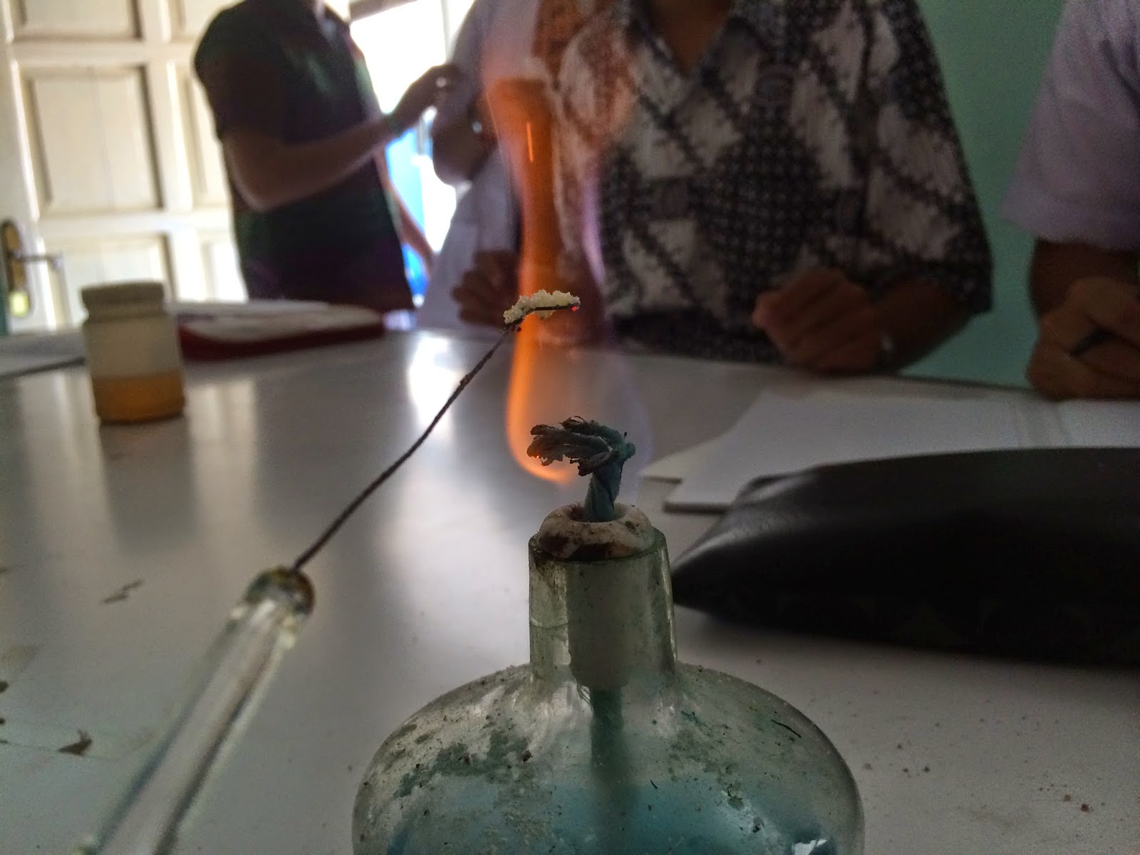 reanggit: Reaksi Nyala