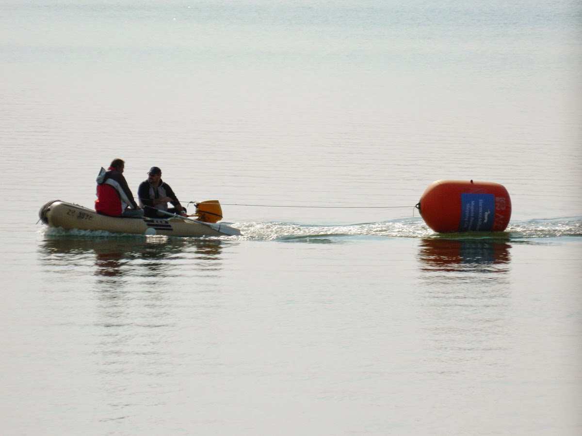 LA MULTI ANI, ROMANIA!: Instaland balize
