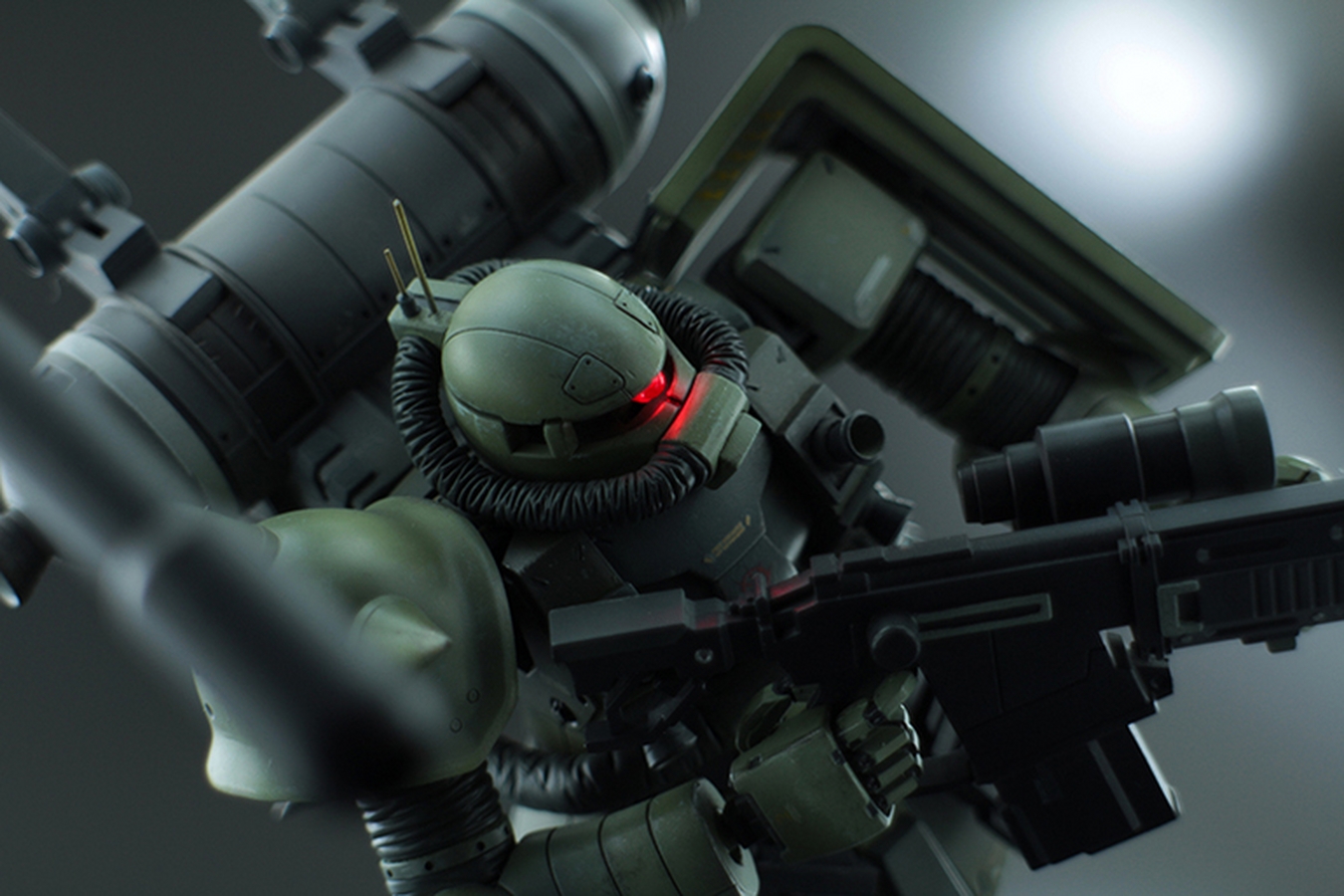 Custom Build: HG 1/144 Zaku II [Thunderbolt ver.] + LED