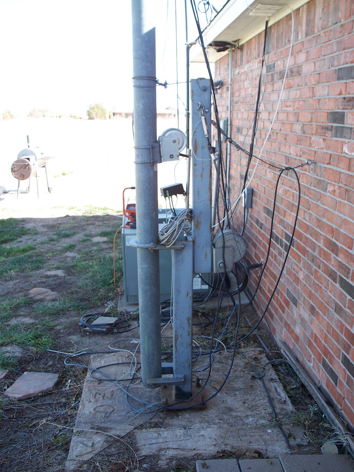 W5ZO: How I designed a winch pulley system for a crank over tower