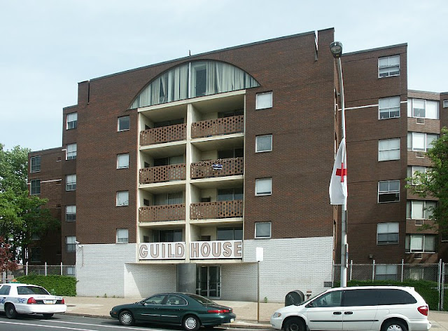 Guild House in Philadelphia | Robert Venturi | Data + Photos + Plans