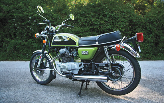 HELL ON WHEELS: Honda Cb200 (Myth Bike)