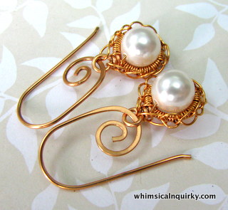 WHIMSICALNQUIRKY TUTORIAL: LITTLE CHARMS WIRE JEWELRY MAKING TUTORIAL