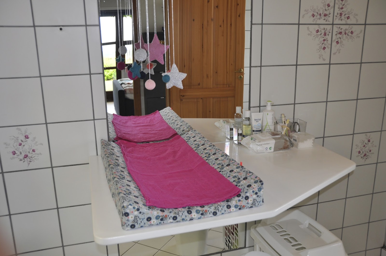 tandlæge jage passe puslebord fra babysam Denmark Manifest sanger pensum