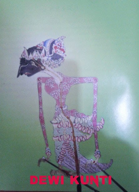 Tokoh Wayang Dewi Kunti - Lakon Wayang Kulit