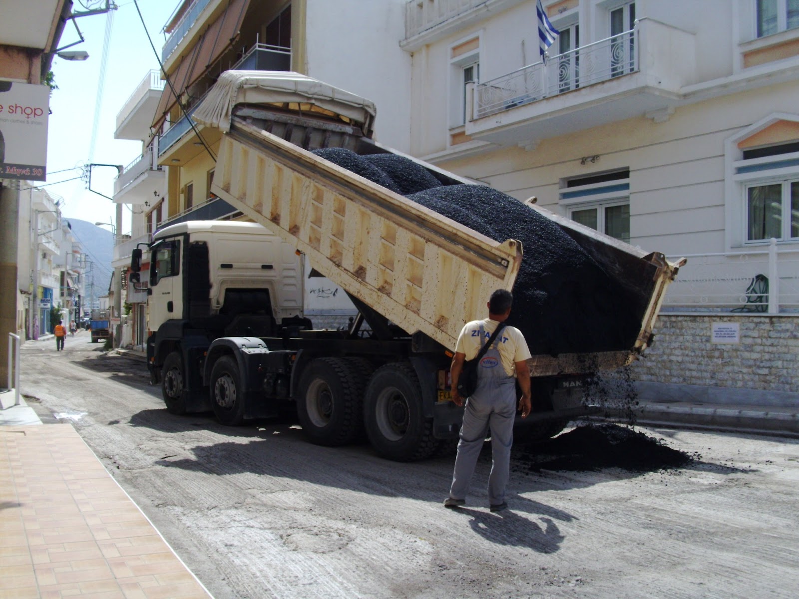 ΧΩΜΑΤΟΥΡΓΙΚΑ ΣΑΛΑΜΙΝΑΣ ΤΣΕΒΑΣ ΑΘΑΝΑΣΙΟΣ: ΜΕΤΑΦΟΡΑ ΑΣΦΑΛΤΟΥ ΜΕ ΦΟΡΤΗΓΟ Δ ...