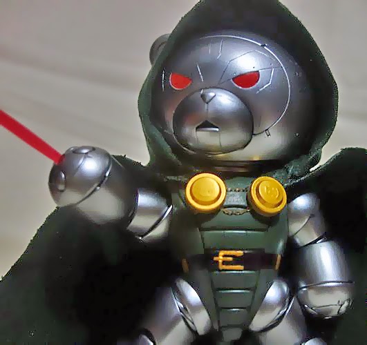 GUNDAM GUY: 1/144 BearGGuy III 'Doctor Doom' - Custom Build