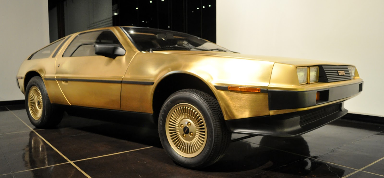 Just A Car Guy: the 1979 Christmas Delorean in gold, an American ...