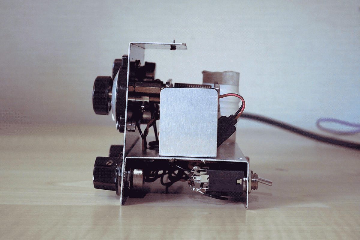 EEKit Blog. Programmer's Notes: Regenerative Radio Receiver