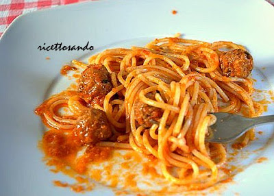 Ricettosando - ricette di cucina : Spaghetti con polpette