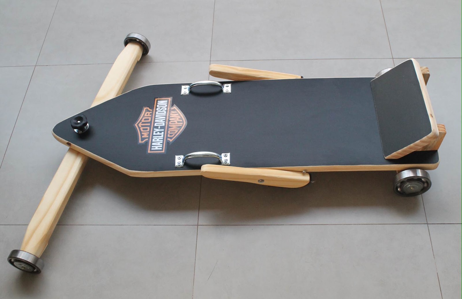 Carrinho De Rolimã Com Freio - RETOEDU