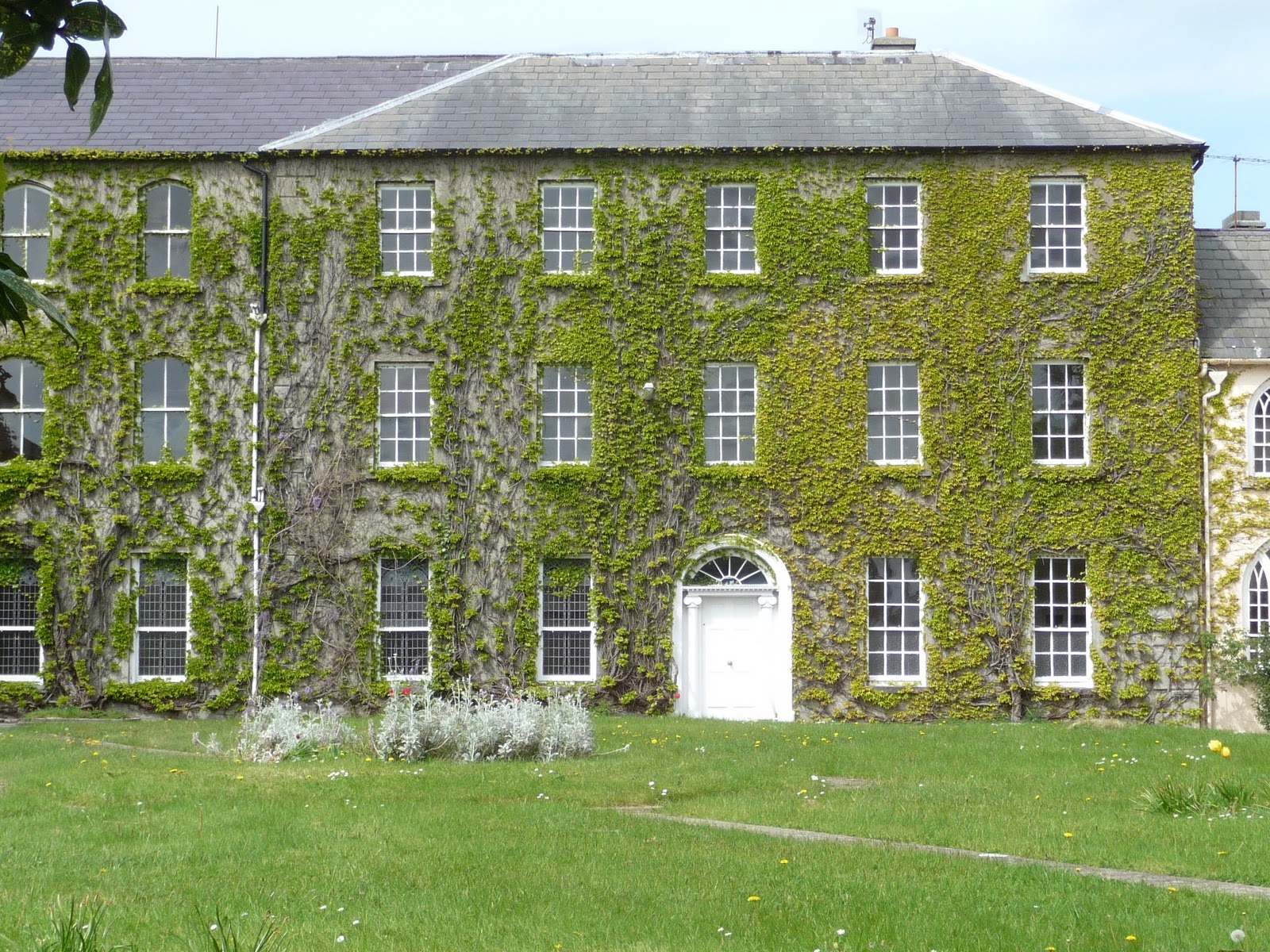 Listowel Connection: December 2011