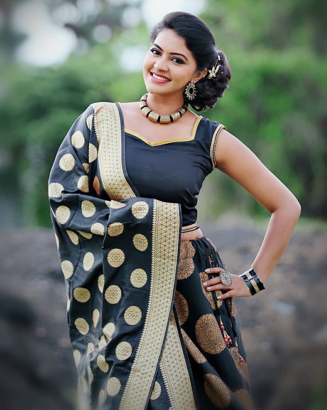 Serial Actress Rachitha Dinesh Cute In Black Dress Pics