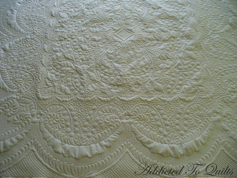 Addicted To Quilts: Feathers with Curved Cross Hatching