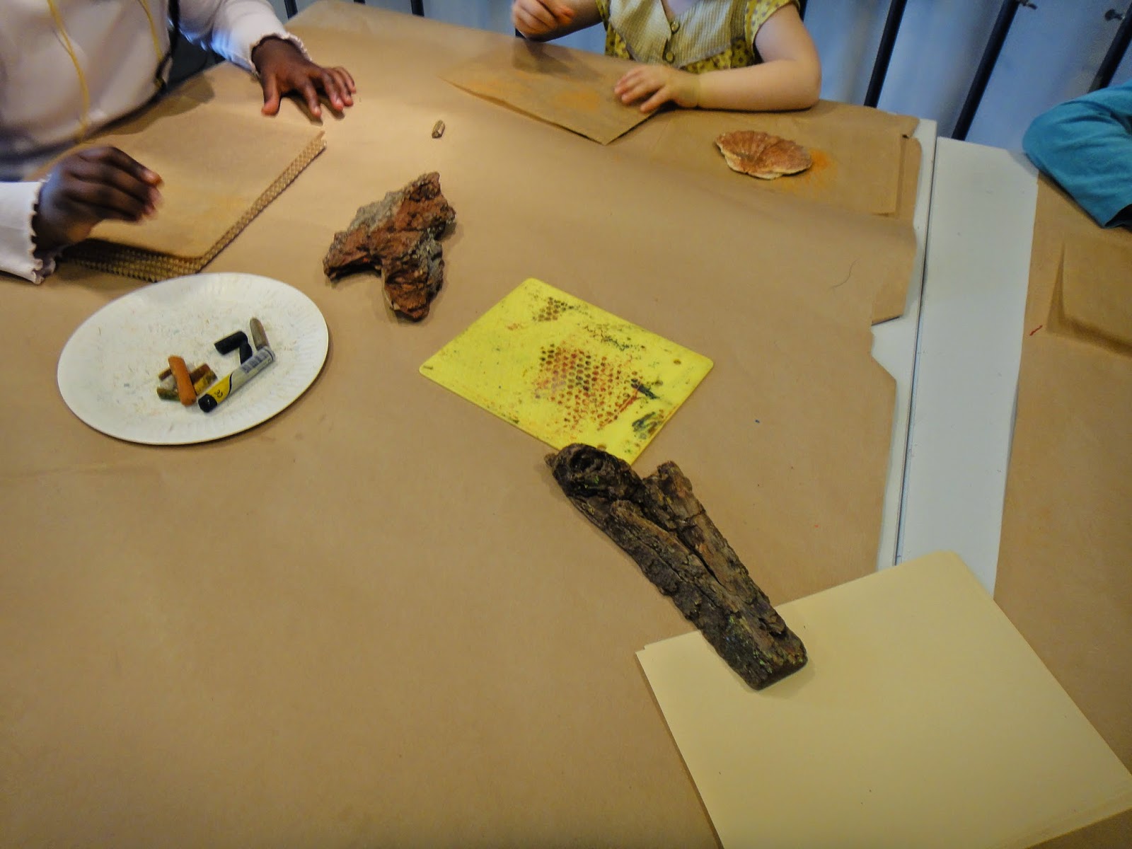 classe petits et grands: Atelier assemblage d'empreintes au musée des ...