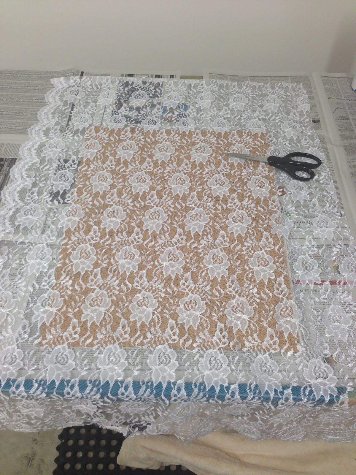 DIY Projects: DIY Necklace Frame