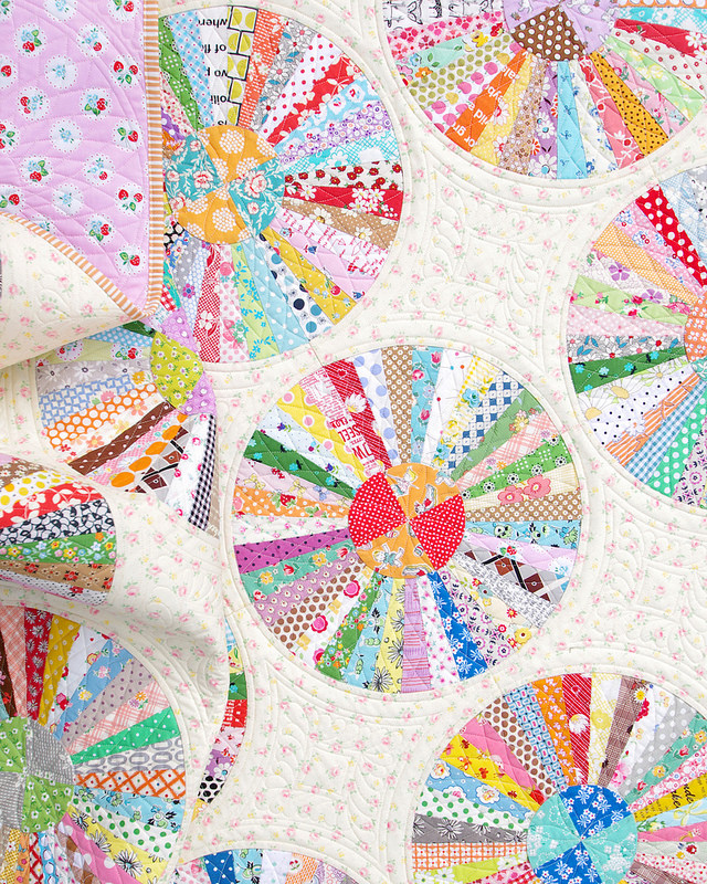 Red Pepper Quilts: The Carousel Quilt - Part 3