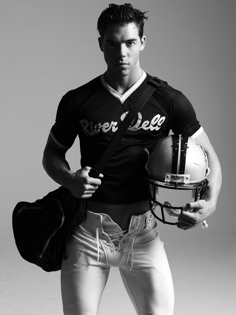 Fashion 4 men: Chris- Campanioni