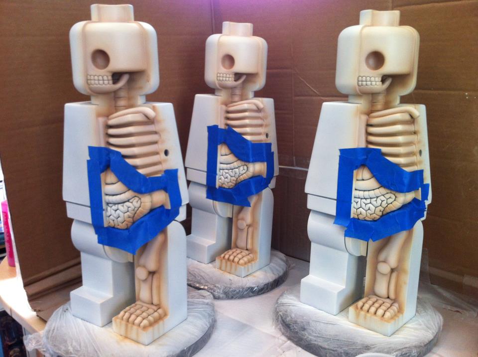 The Anatomy of a LEGO Man (95 Pics)