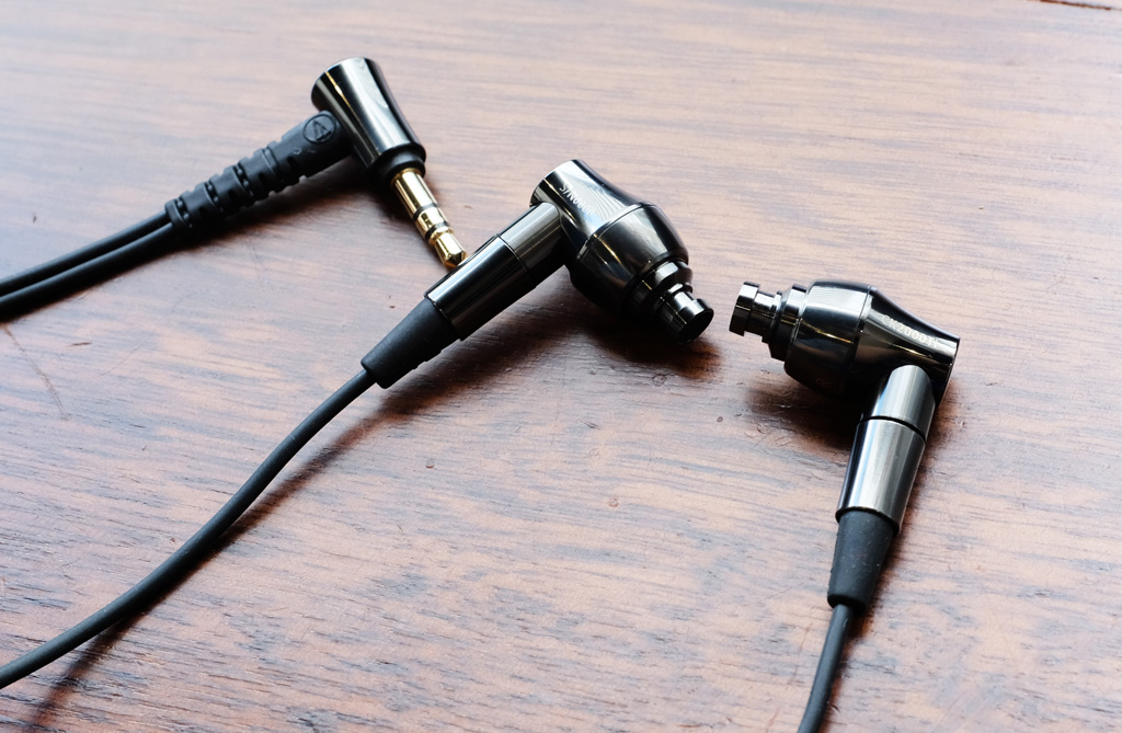 Sandal Audio: オーディオテクニカ ATH-AP2000Ti ATH-CK2000Ti ATH-CM2000Ti の試聴レビュー