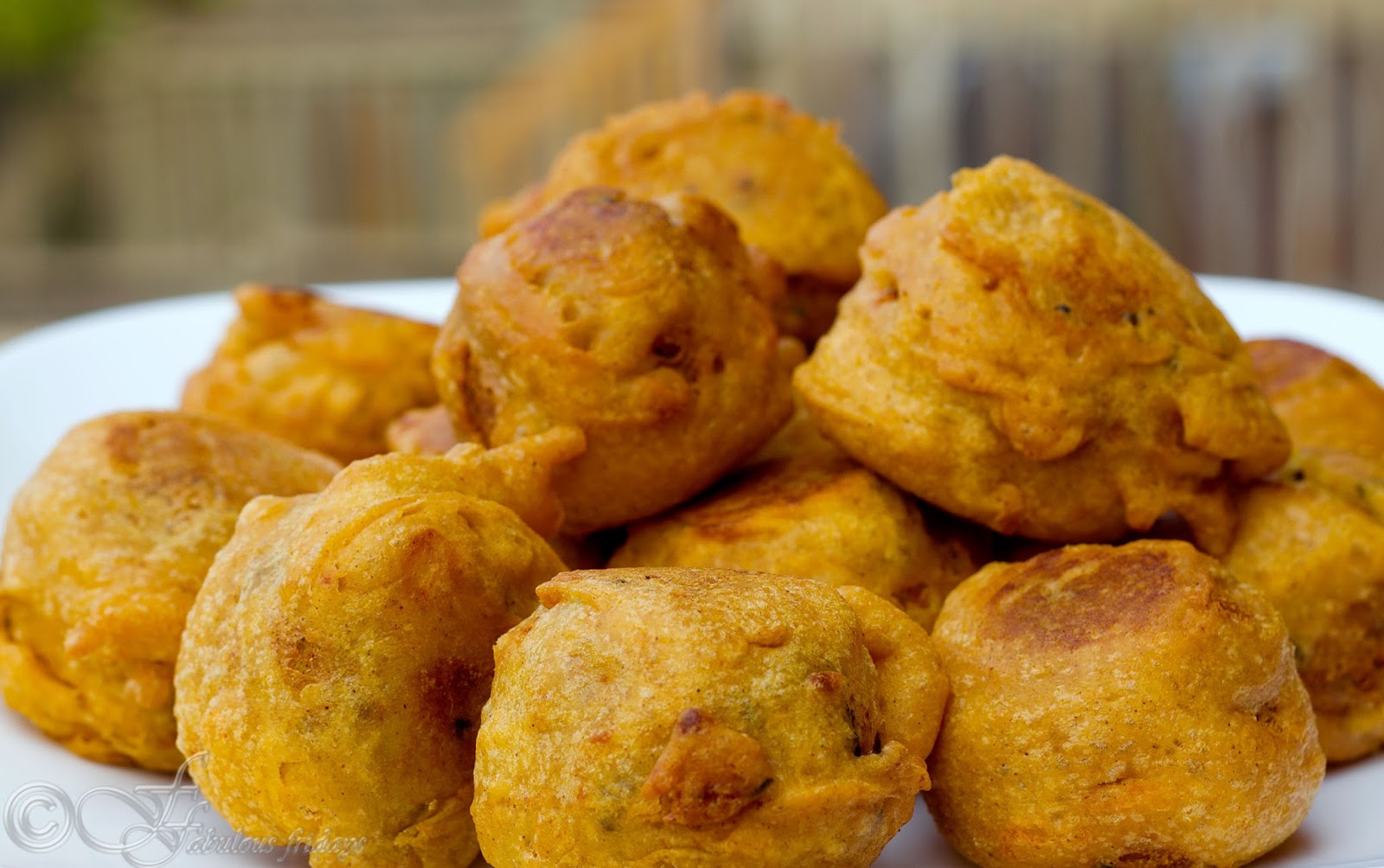 fabulous fridays: Bonda/Batata Vada