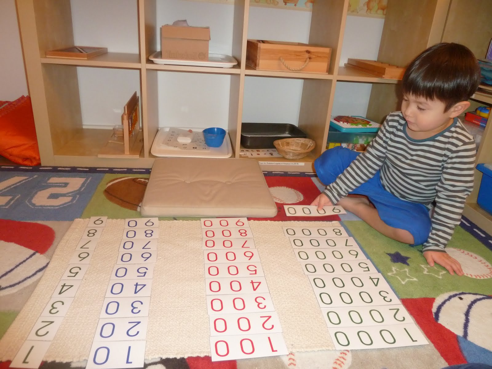 Family FECS: Montessori Activity: The 9 Layout – Beads & Large Numbers ...