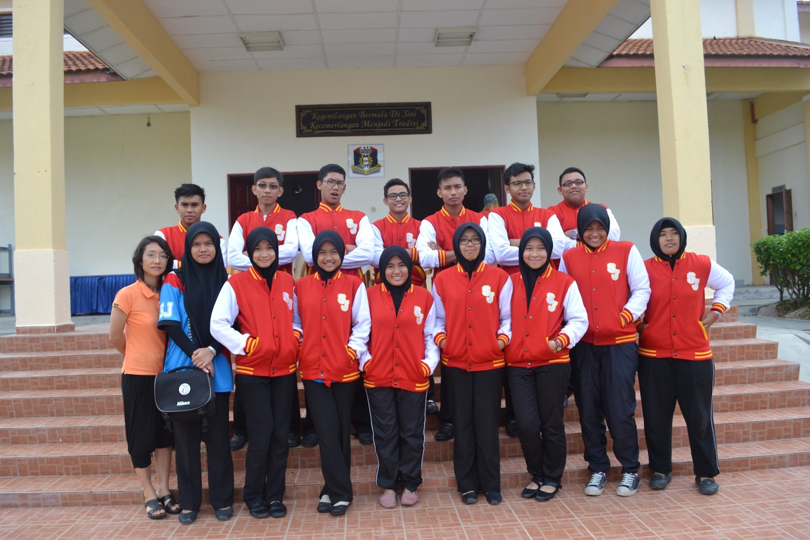 Portal Rasmi SBP Integrasi Selandar: April 2013