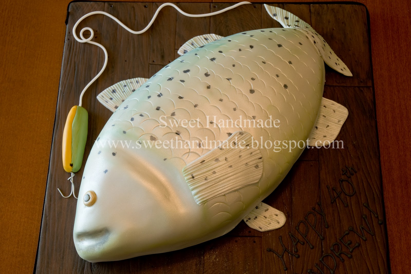 Sweet Handmade Cookies: Fish Shaped Cake