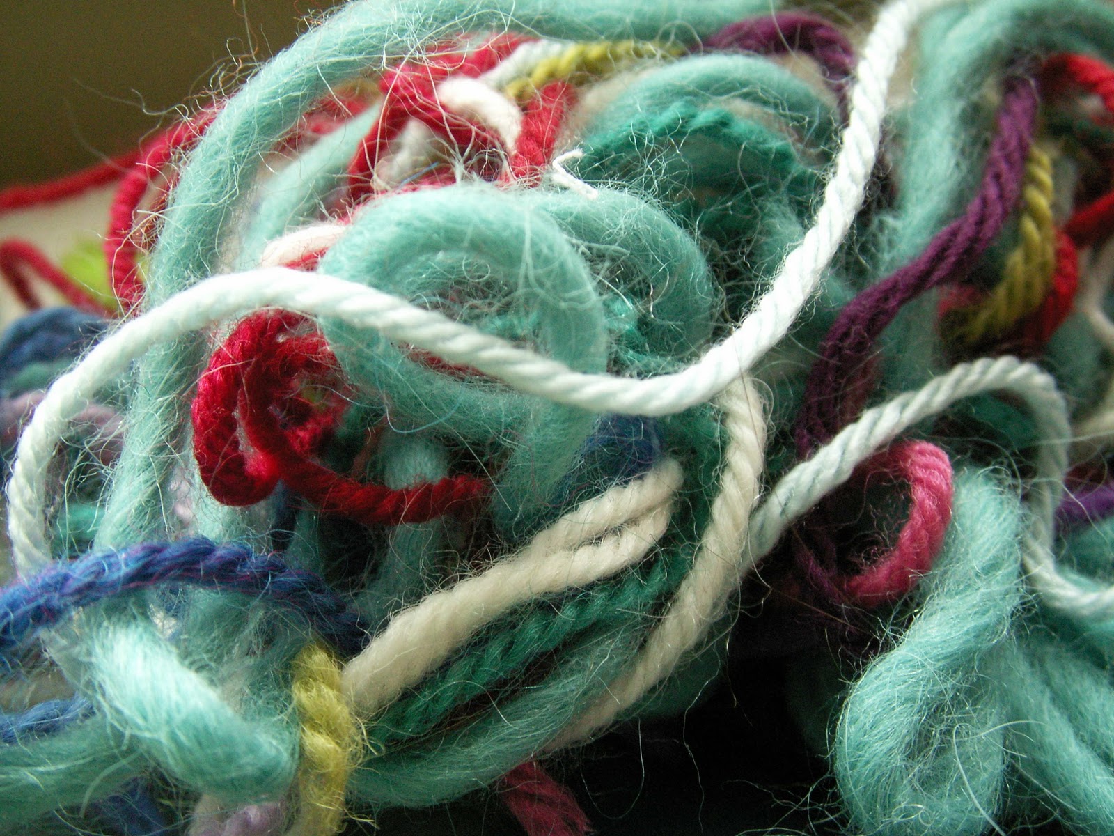 tangled...: tangles...