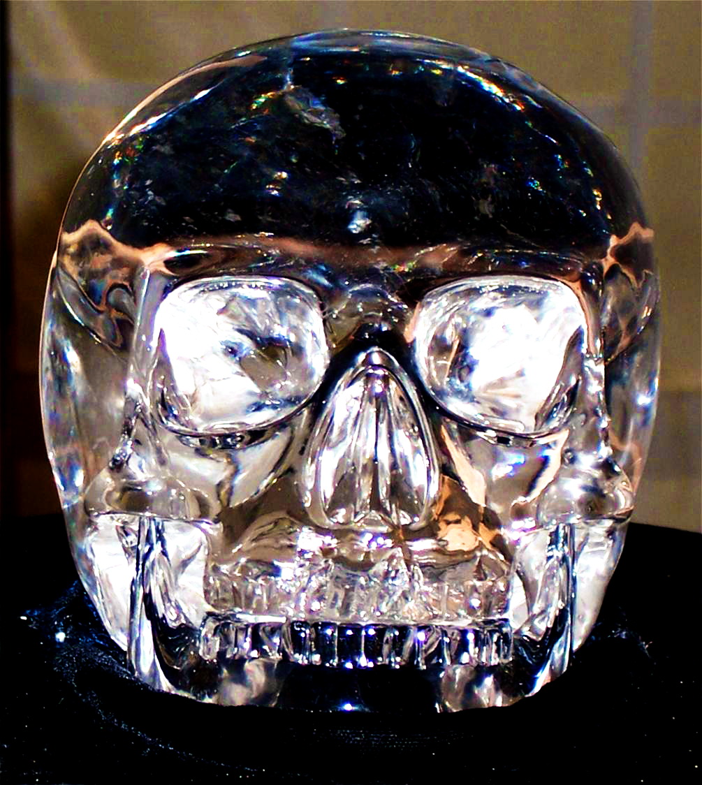 Romania Megalitica: STRANGE ARTIFACTS. Crystal Skulls. Discutii si ...
