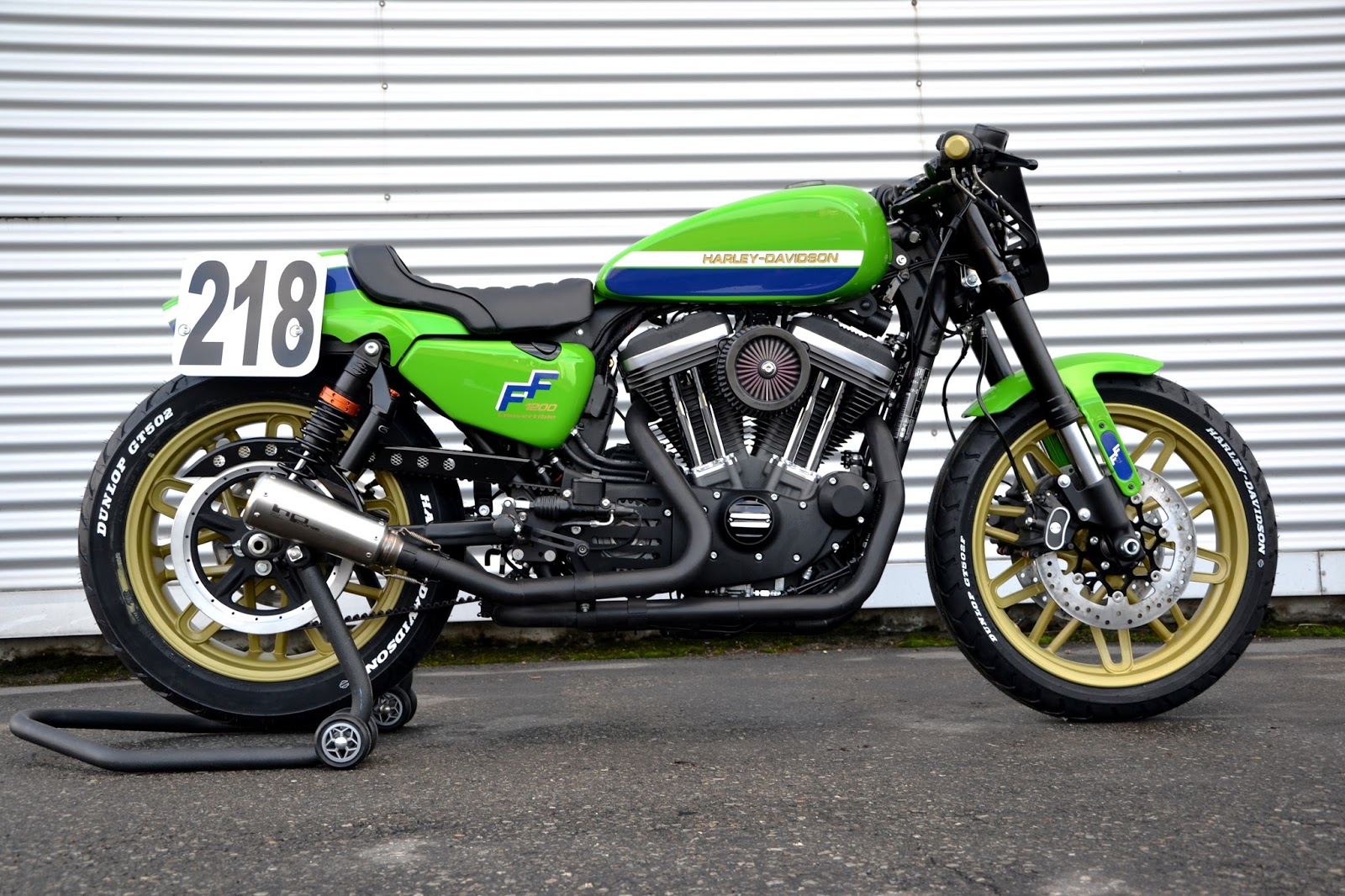 DUECILINDRI: FF1200 CONVERTIBLE FEAT HARLEY DAVIDSON PARMA