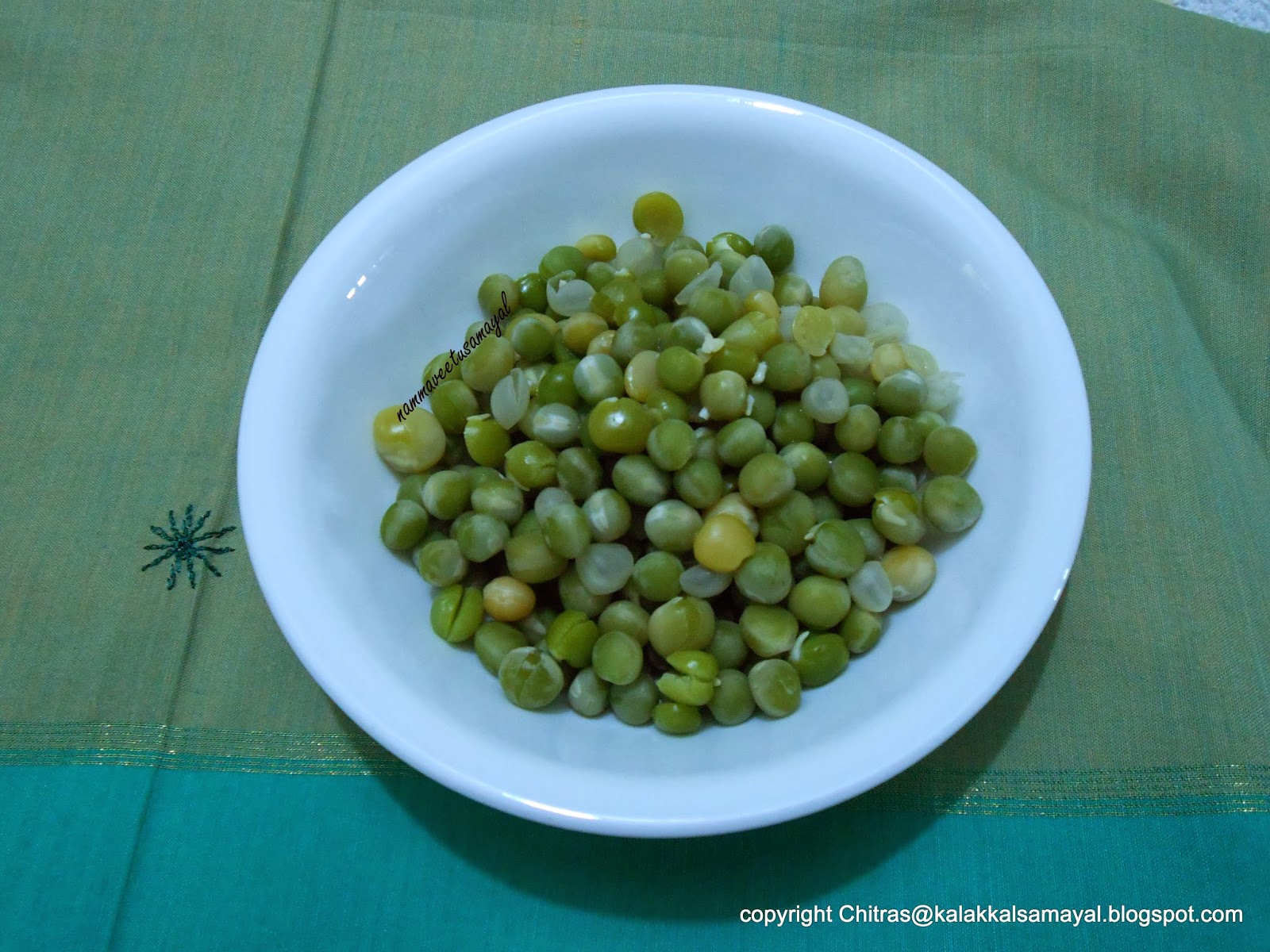 kalakkalsamayal: Cauliflower Masala Curry