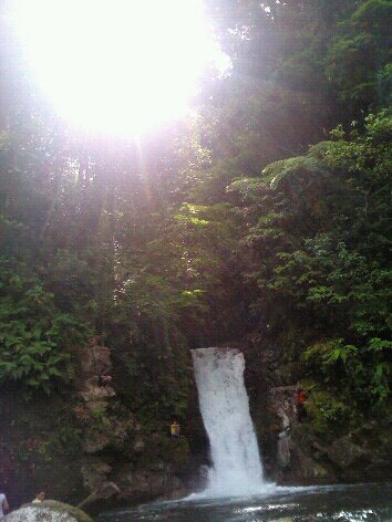 CAMARINES NORTE: MANANAP FALLS (SAN VICENTE, CAMARINES NORTE)