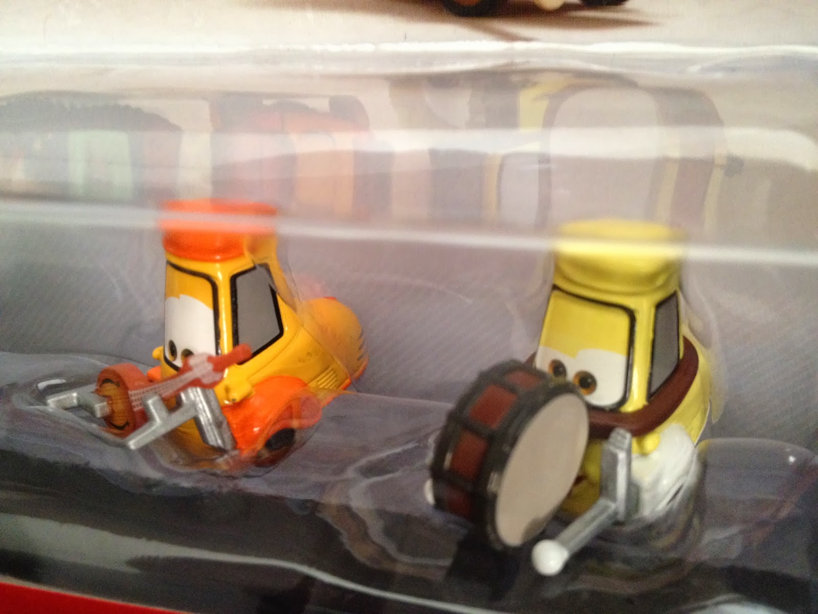 Dan the Pixar Fan: Cars: Latest Wave of 2013 Movie Moments 2-Packs