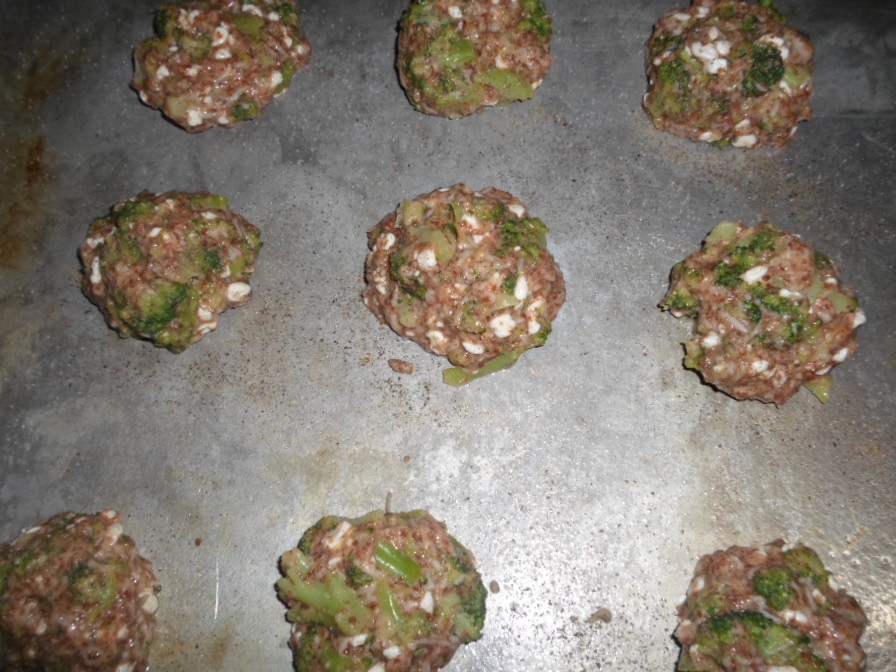 LittleBlueDress: Skinny Me Broccoli Balls