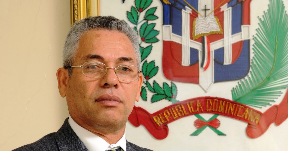 Filósofos apoyan a Rafael Morla