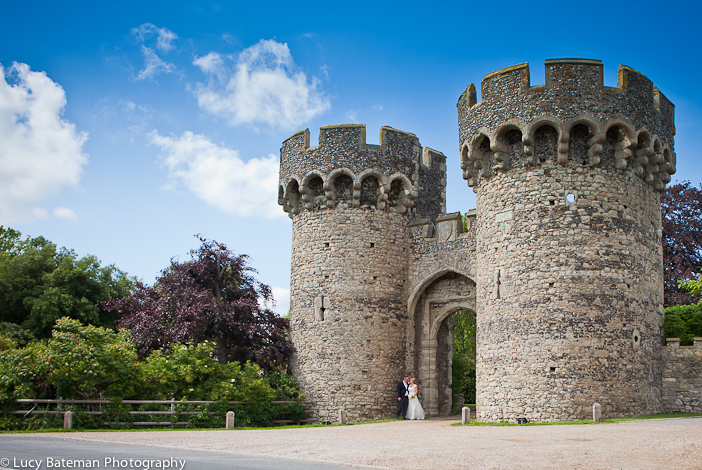 Lucy Bateman's Photography Blog: Weddings at Cooling Castle Barn