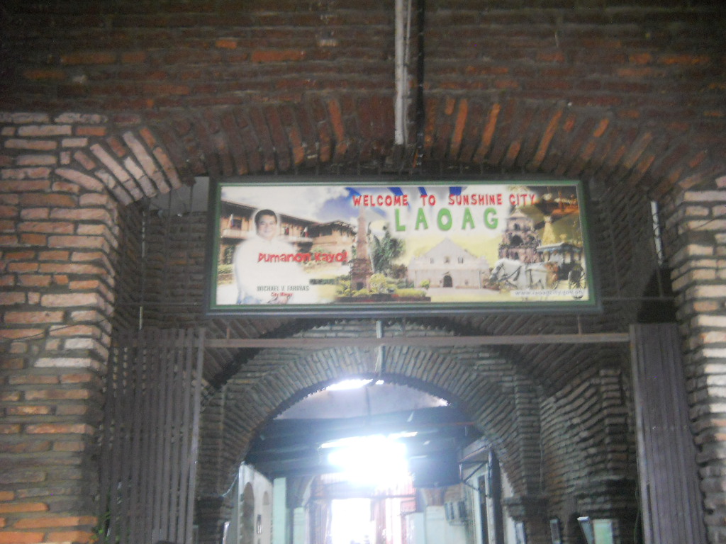 We Put Pictures Into Reality Captivating Laoag Strolling Time Laoag City Capitol Area