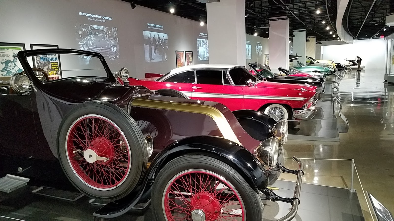 Don's trip through the U.S. and beyond.: Peterson Car Museum