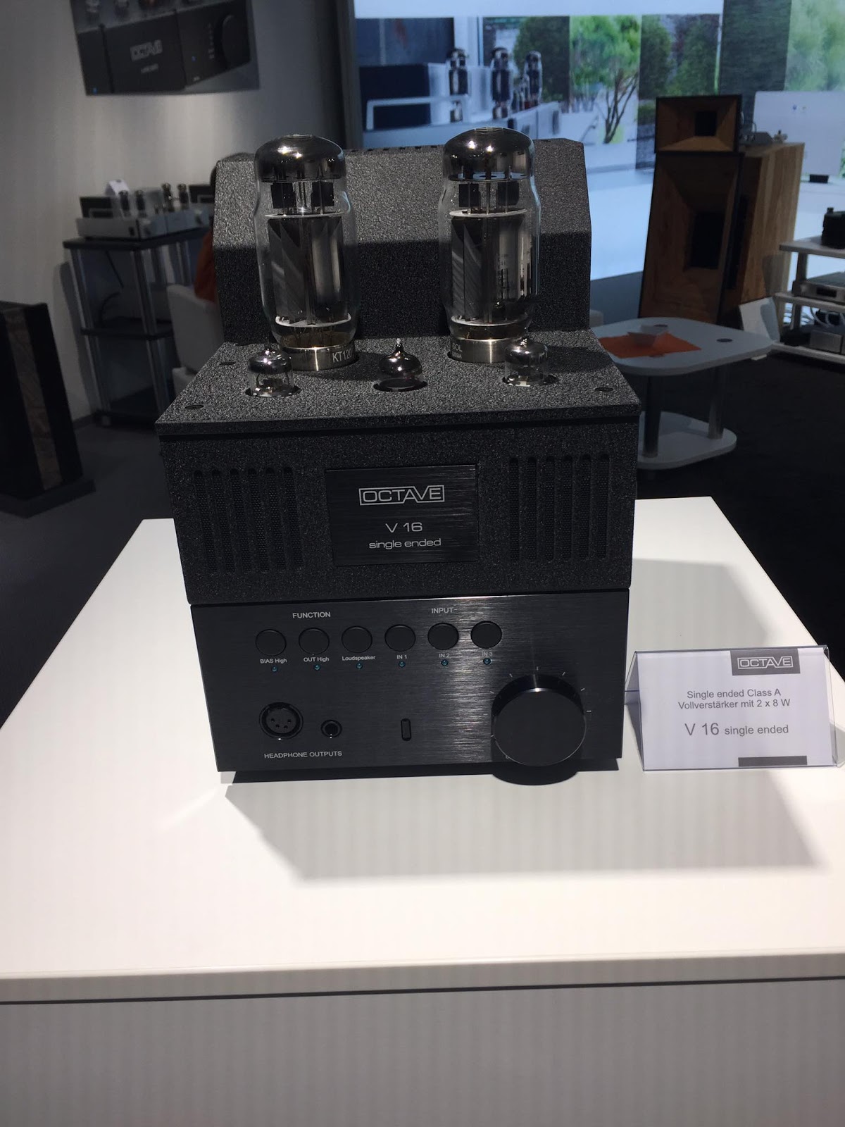 Wizard High-End Audio Blog: Octave V16 headphone amplifier