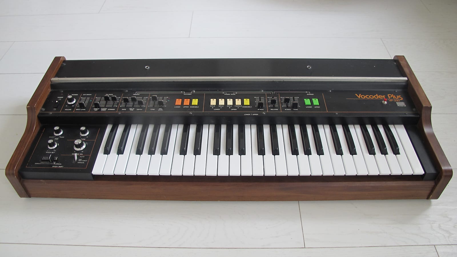 MATRIXSYNTH: Roland Vocoder Plus VP-330 Mk II SN 092175