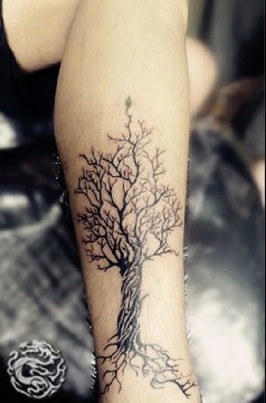 Tatuajes de arboles femeninos y todo su magico significado