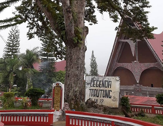 Pengalaman Wisata Yang Romantis Dan Manis Di Tarutung| Kekasih